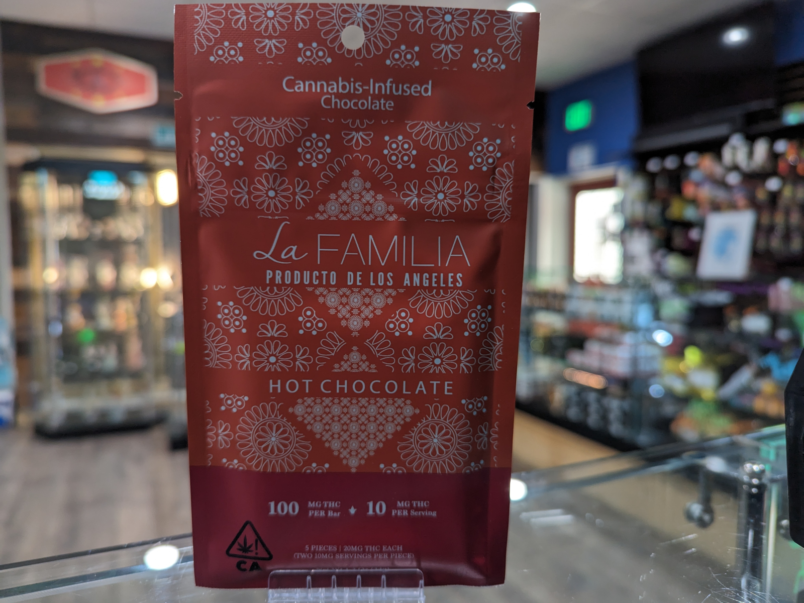 La Familia Hot Chocolate 100mg THC Milk Chocolate Bar | Kure Wellness ... La Familia Hot Chocolate 100mg THC Milk Chocolate Bar | Kure Wellness ...